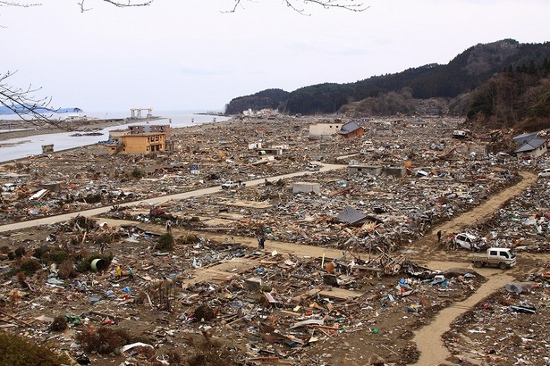 Vol.005 – Disaster Area Lighting | Lighting Detectives